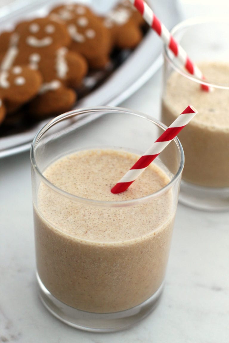 Gingerbread Cookie Smoothie Recipe For The Holidays | OMC