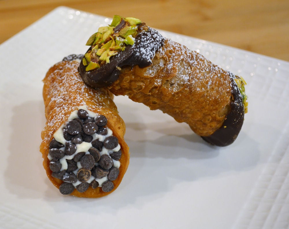 15 Easy Cannoli Recipes | Ottawa Mommy Club